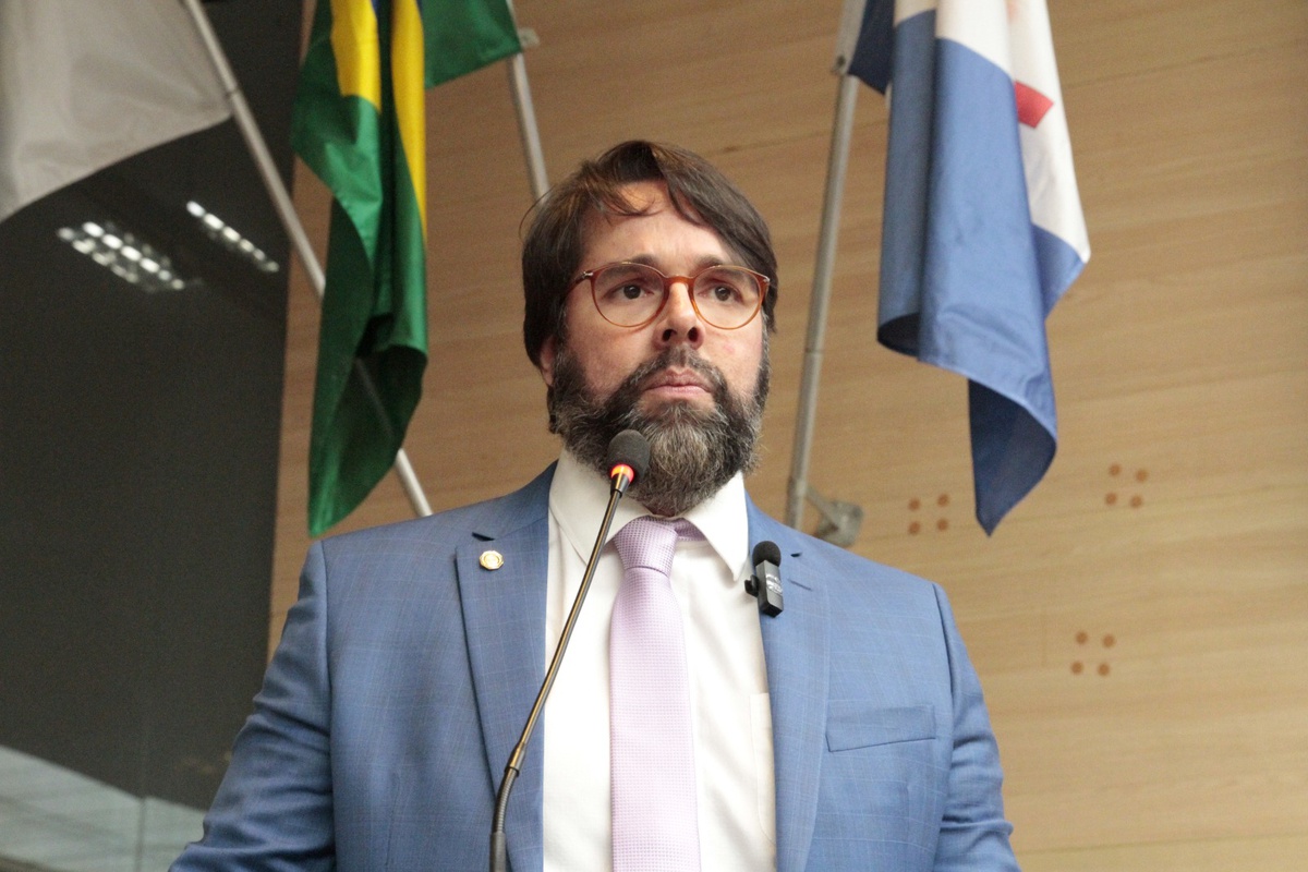 Paulo Muniz critica não armamento da Guarda Municipal — Câmara Municipal do Recife - PE