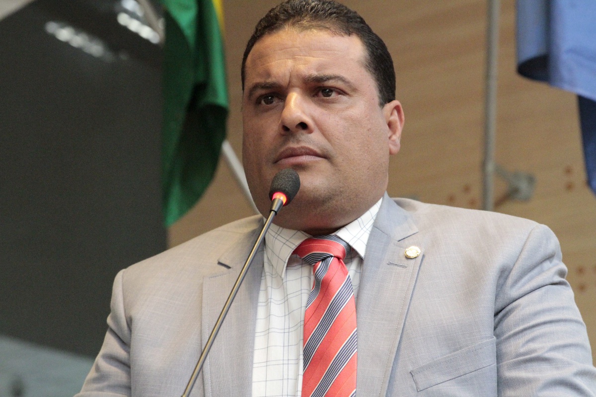 Davi Muniz faz discurso de despedida do exercício de 2023 — Câmara Municipal do Recife - PE