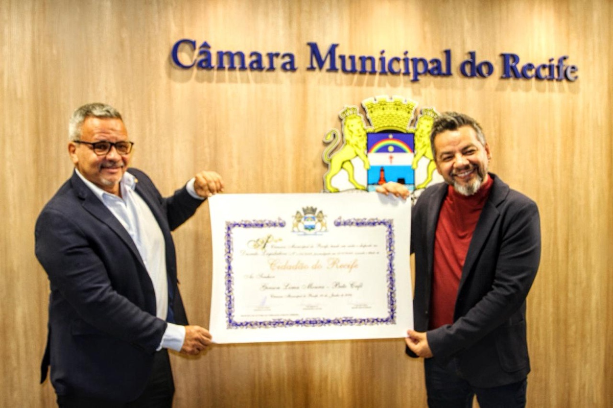 Beto Café é o mais novo cidadão recifense — Câmara Municipal do Recife - PE