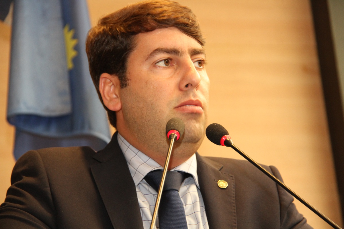 Samuel Salazar destaca ações para preservação do meio ambiente — Câmara ...